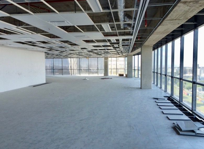 TORRE BBVA - ARGENTINA 32.OOO MQ - Suelos técnicos para interiores y ...